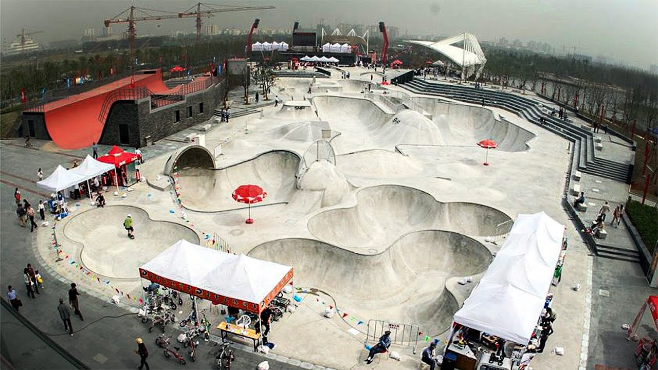 15 BEST Skateparks in the World - totally insane - What The Heck?